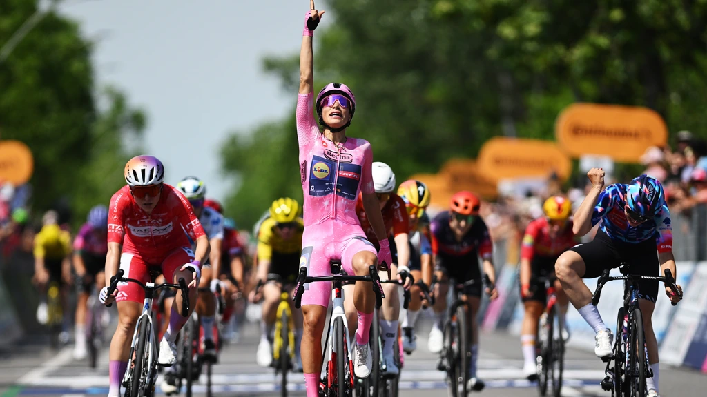 Balsamo wint massasprint in tweede etappe Giro d'Italia Women
