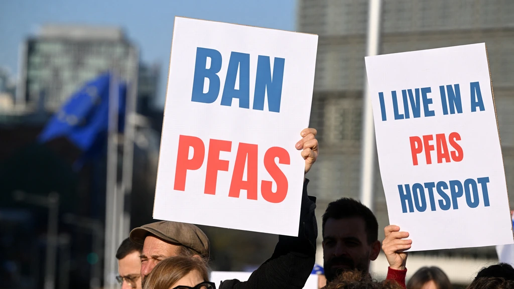 Europees Agentschap: PFAS-soort die veel in water zit blijkt ...