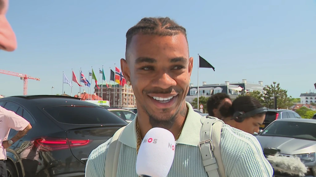 Voetballers Curaçao sfeervol onthaald bij Huis ter Duin: 'We zijn begonnen'