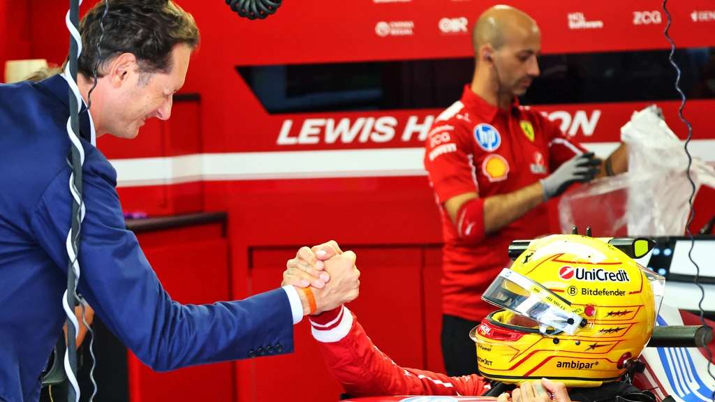 Hamilton wint eerste Grand Prix voor Ferrari • Verstappen vierde ...