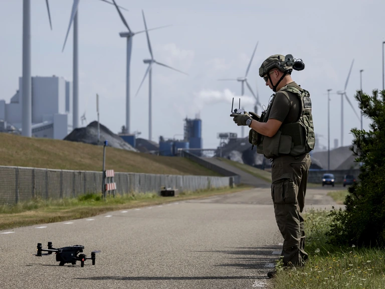 Landmacht zet volop in op drones, alle eenheden moeten ervoor zijn ...