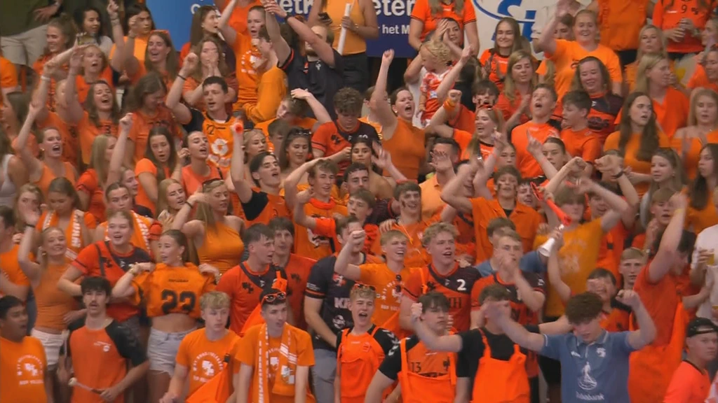 Handballers Volendam delen eerste tik uit in finale om landstitel