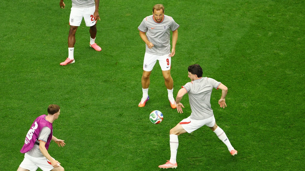 Baturina schiet Kroatië naast Engeland • Kane opende de score vanaf de stip
